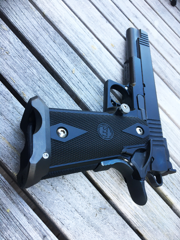 SPF: 🛑 STI Target 2011 6-inch Longslide 9MM Blackout (pre-Staccato XL ...