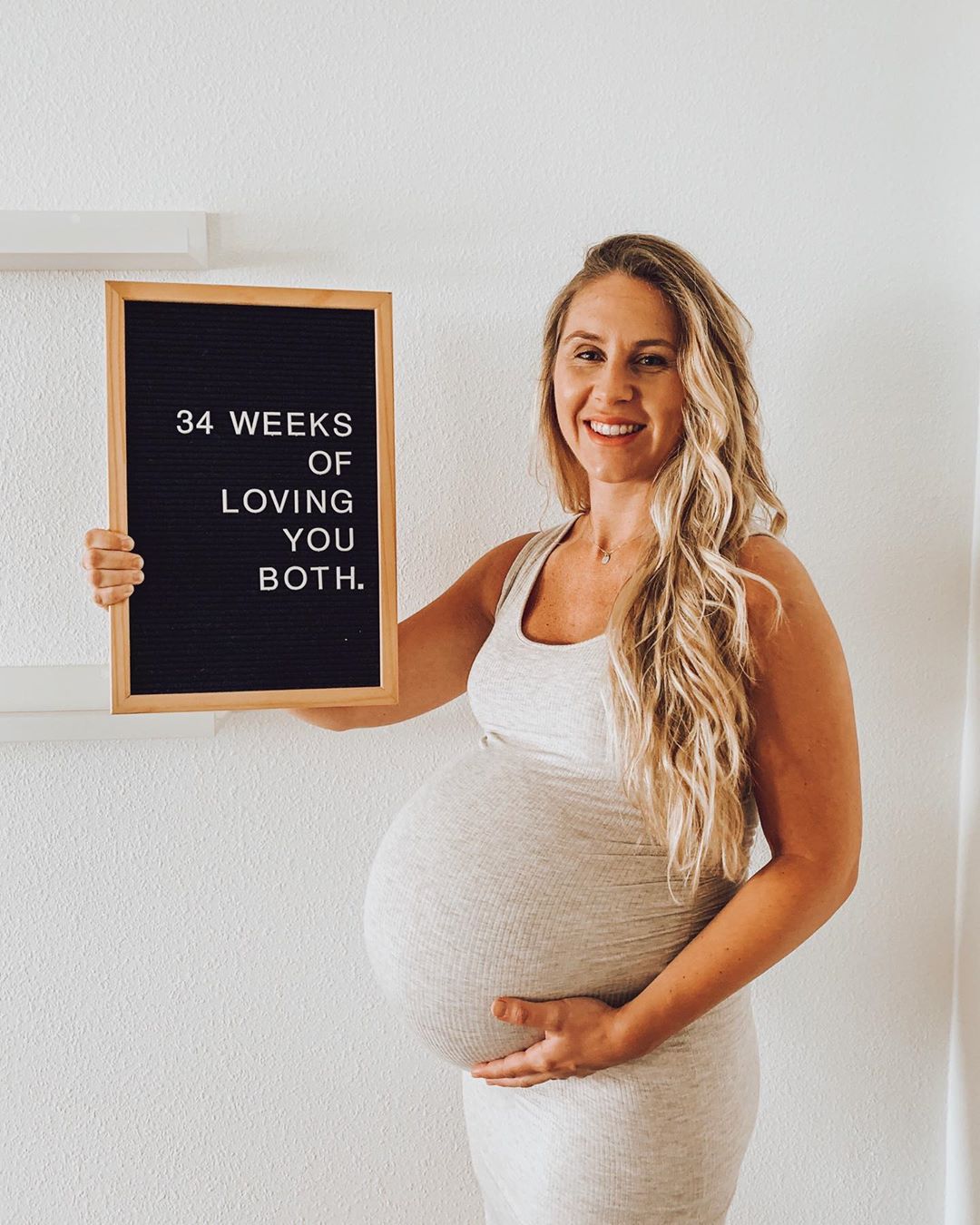 Allie-S-12a-34wks-twins hosted at ImgBB — ImgBB