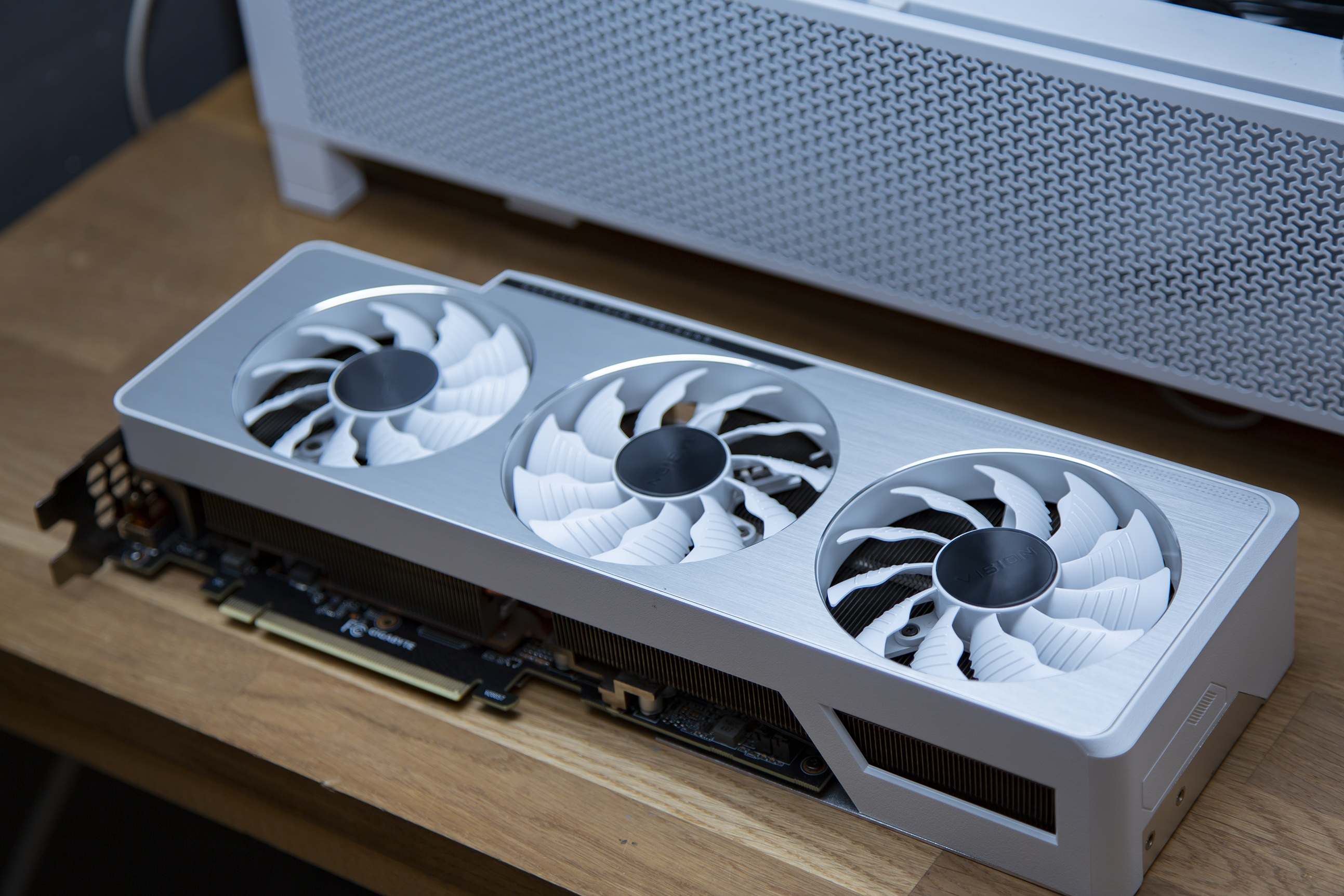 Gigabyte 3080 Vision isn't white enough... | Project Logs | Carbonite