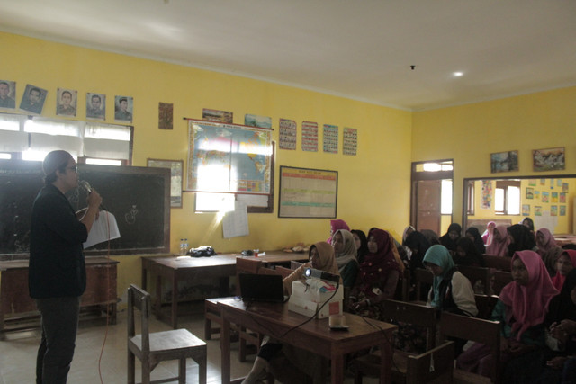 Edukasi dan Training of Trainer Pernikahan Dini dalam Pandangan Ilmu ...
