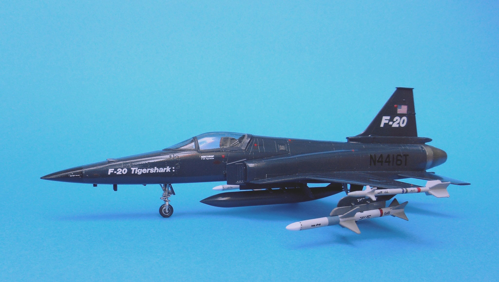 F-20 Tigershark + Sparrow Hasegawa 1/72 - Ready for Inspection - Aircraft - Britmodeller.com