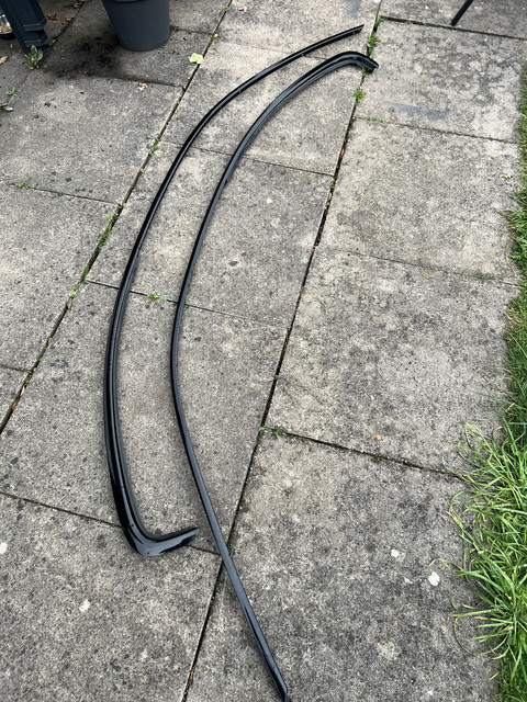 E46 M3 Gloss Black Shadowline Window Trims - Pair - Good Condition ...