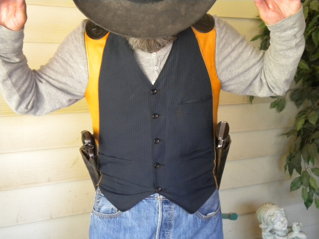 Two Gun Wes Hardin Shoulder Holster Vest Rig | Smith & Wesson Forum