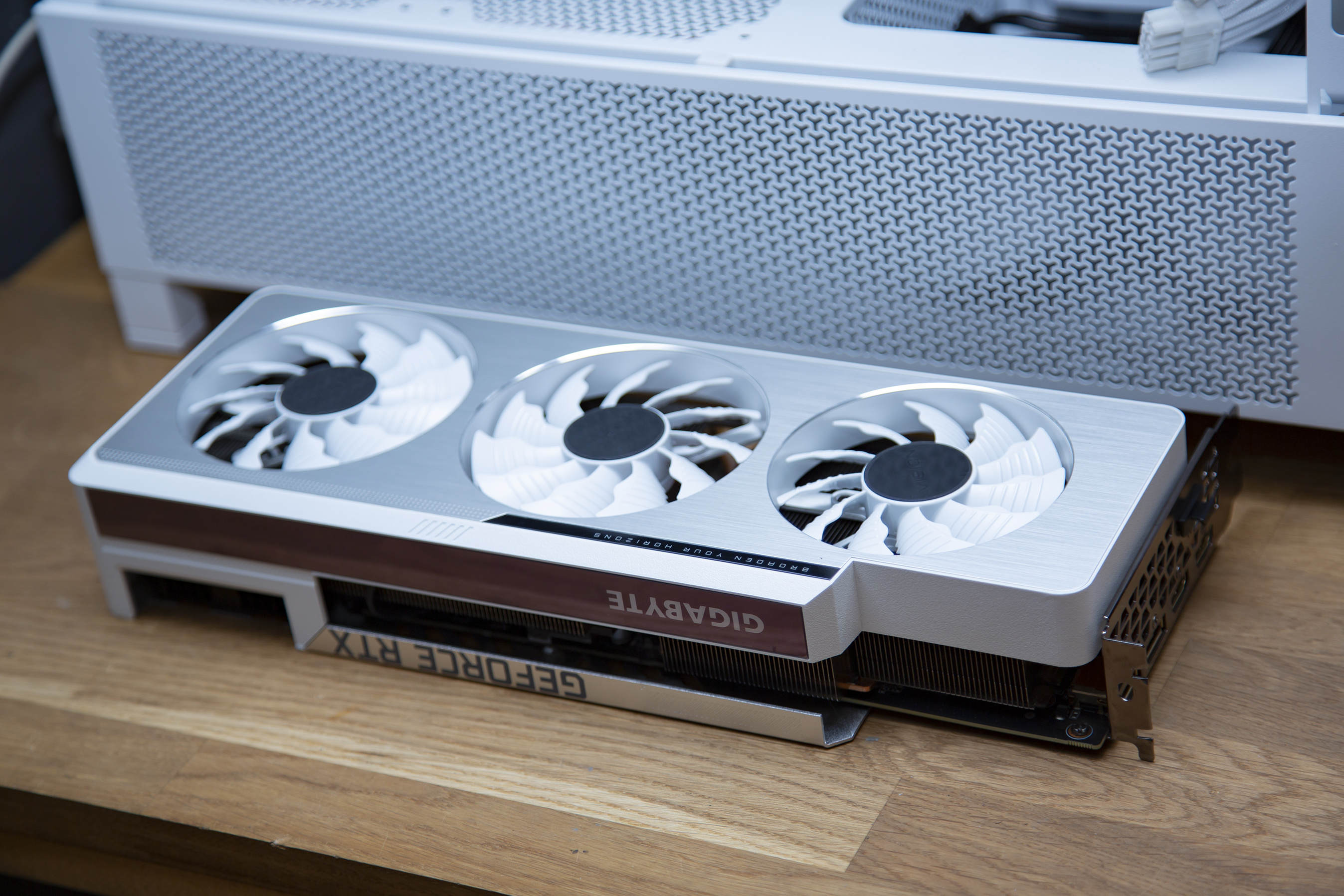 Gigabyte 3080 Vision isn't white enough... | Project Logs | Carbonite