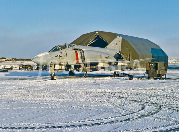 Phantom FGR.2, 1/72 Fujimi, 23. Squadron, RAF Stanley - Ready for ...