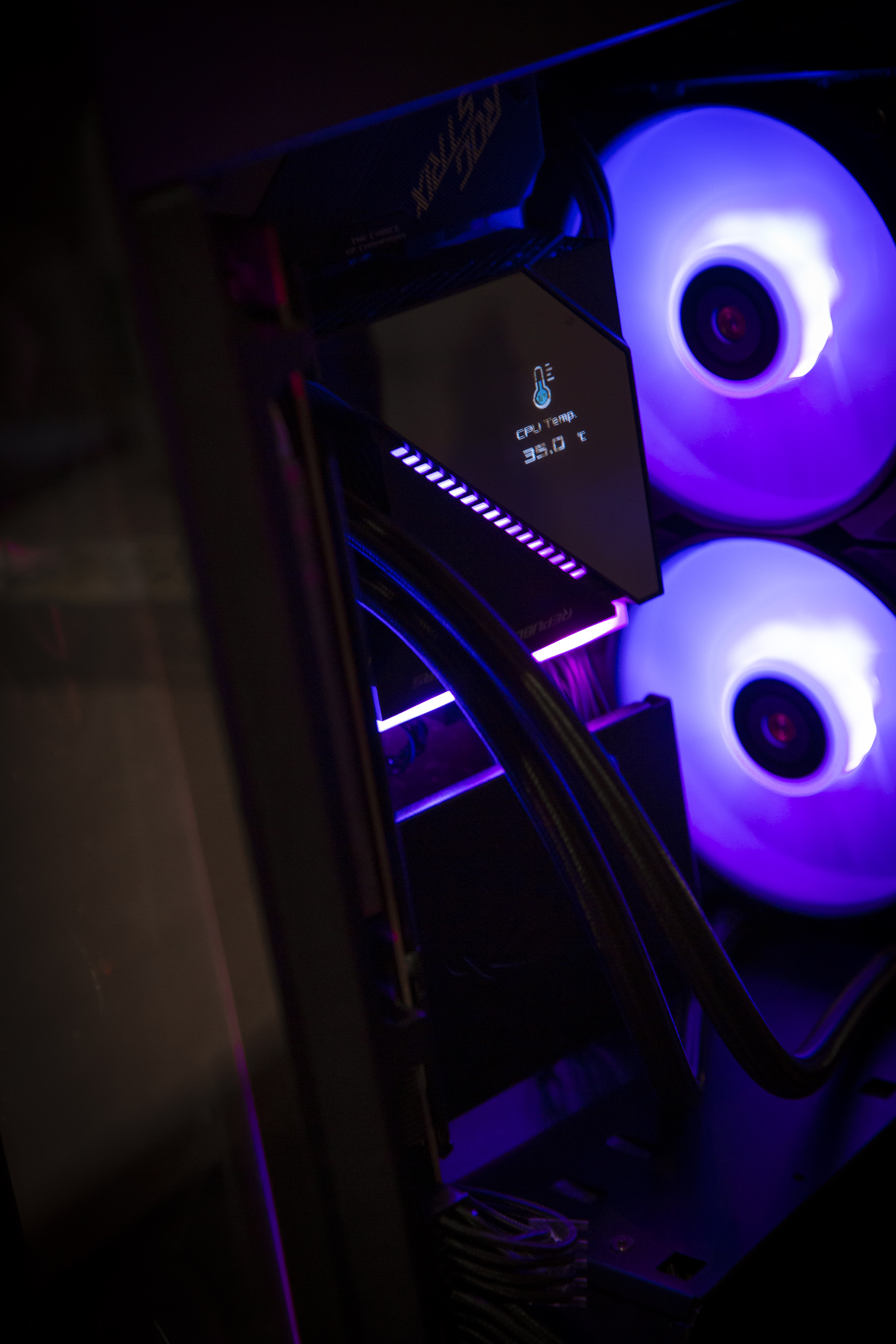 [For Sale] - For the ROG fans - Ryzen 3800x, 6700xt, Semi-ITX Gaming PC ...