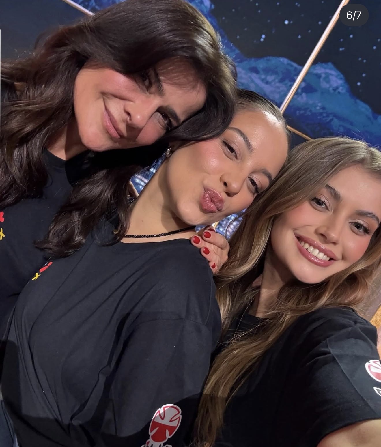 Nuestra cara al Miss World 2026 invitada especial en la Teletón ...