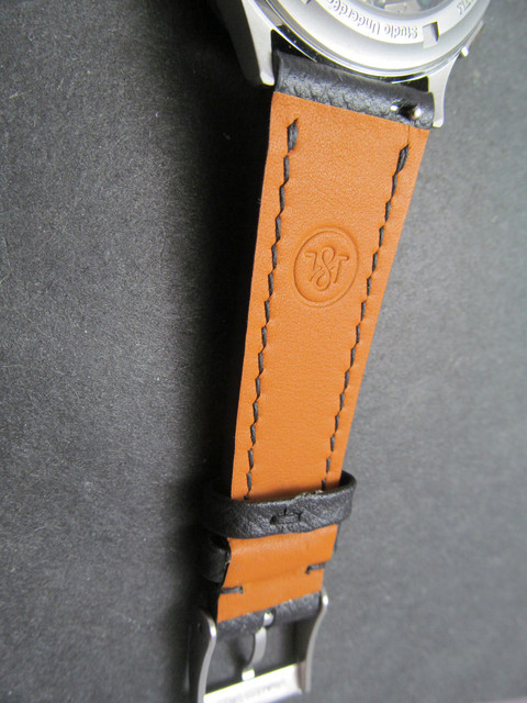 FS Studio Underdog 03 Salmon | WatchUSeek Watch Forums