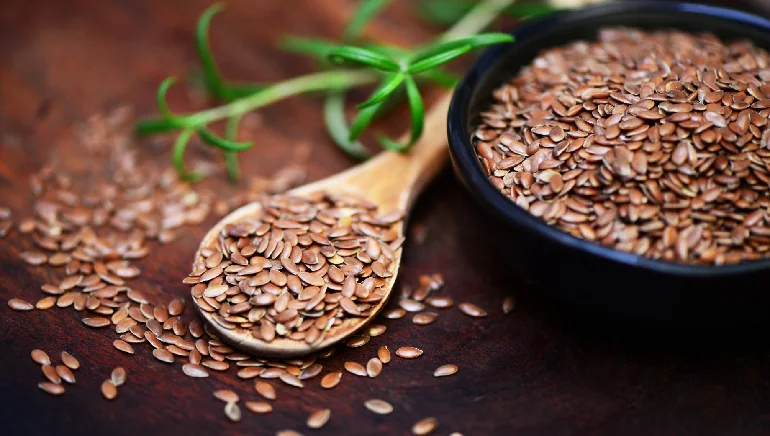 15 Powerful Health Benefits of Flaxseeds