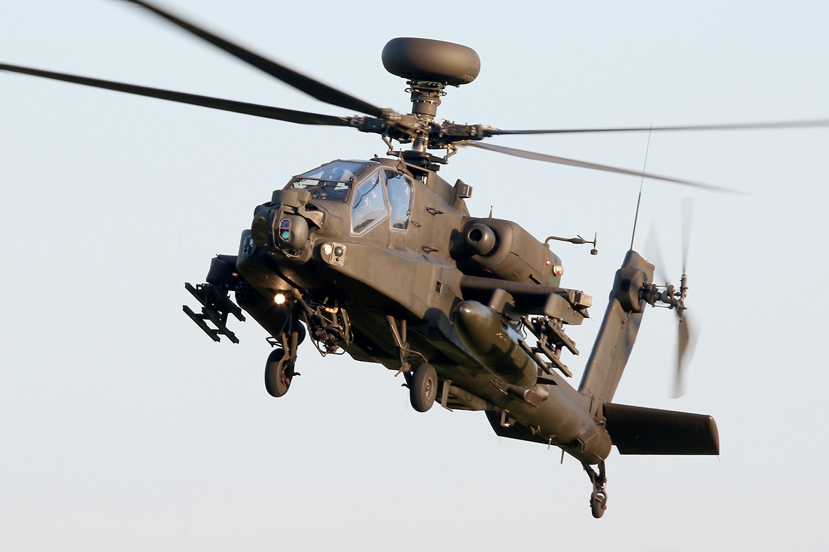 Apache evenings - Aviation Photography - Britmodeller.com