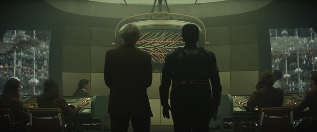 LOKI Season Finale Stills Highlight Jonathan Majors' Memorable MCU ...