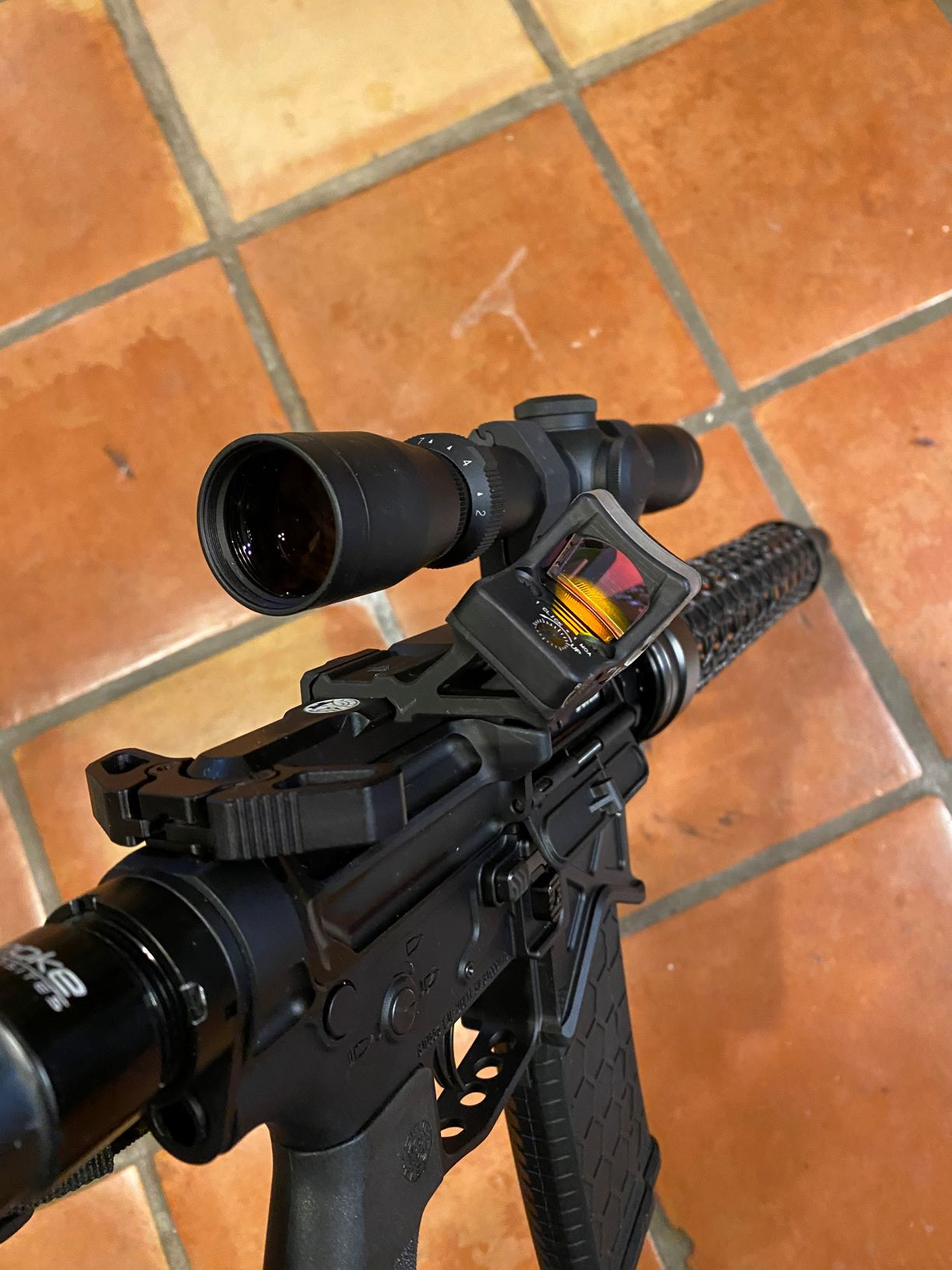 Why didn't the D-EVO concept replace LPVOs and Dot/Magnifiers? > Optics ...